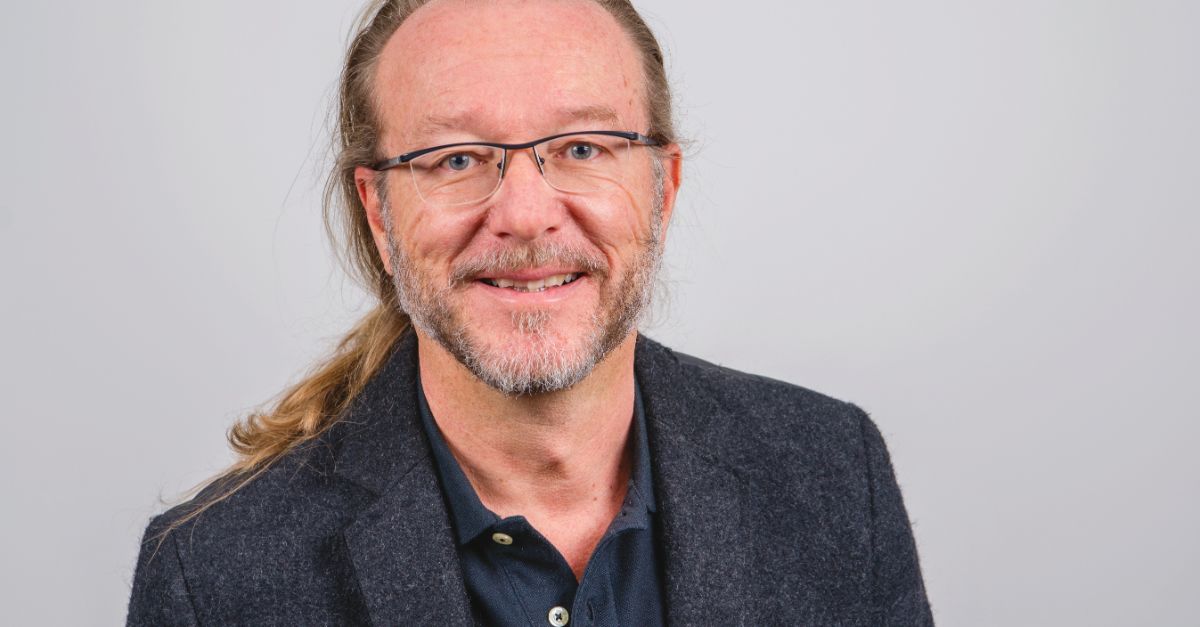 Prof. Robert Braissant